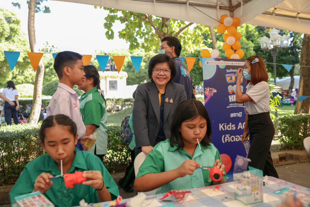 กระทรวง อว. โดย สอวช. เปิดบูท “Kids Aom” ชวนน้อง ๆ เรียนรู้การออมเงิน ...