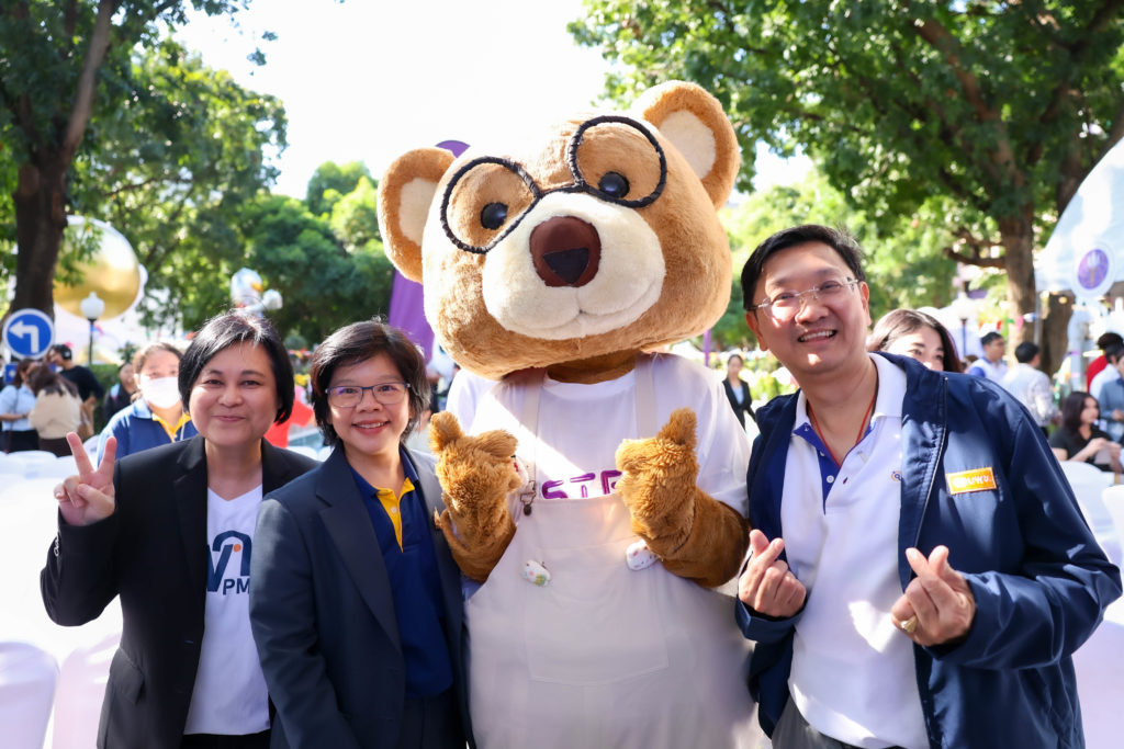 กระทรวง อว. โดย สอวช. เปิดบูท “Kids Aom” ชวนน้อง ๆ เรียนรู้การออมเงิน ...